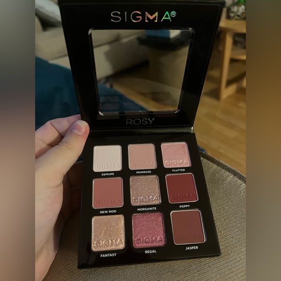 Sigma Beauty | Makeup | Sigma Rosy Eyeshadow Palette | Poshmark